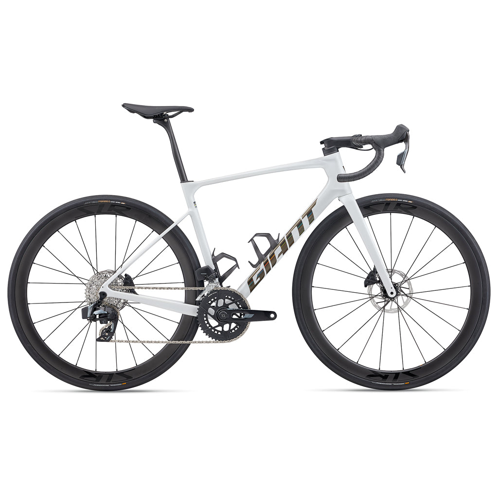 Giant Defy Advanced Pro 1 – Steed Cycles