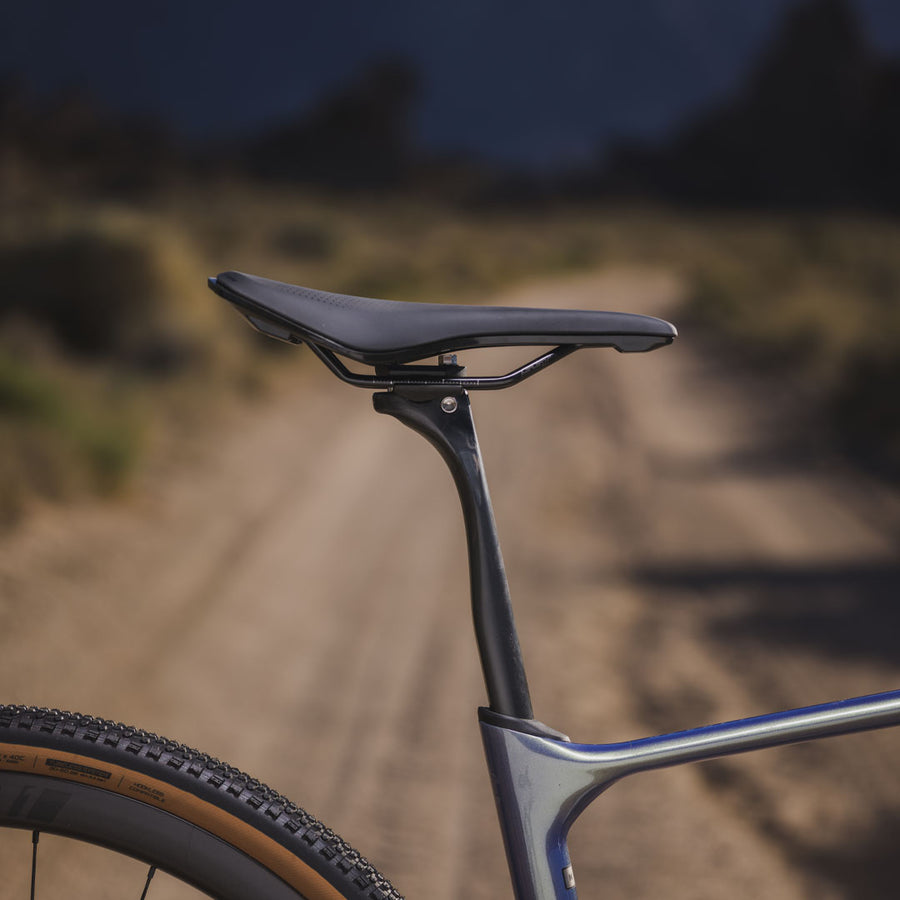 Giant Revolt | Steed Cycles